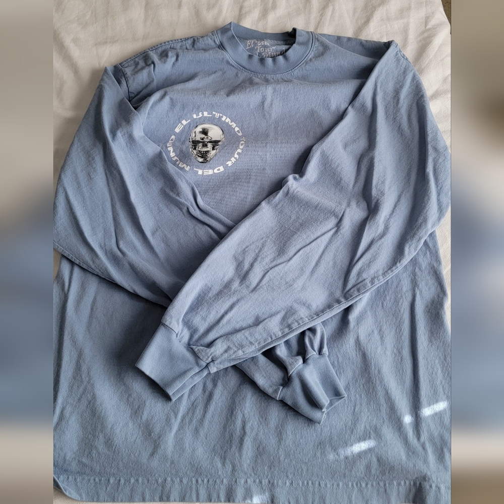 Bad Bunny El Ultimo Tour Del Mundo Merch - Gem